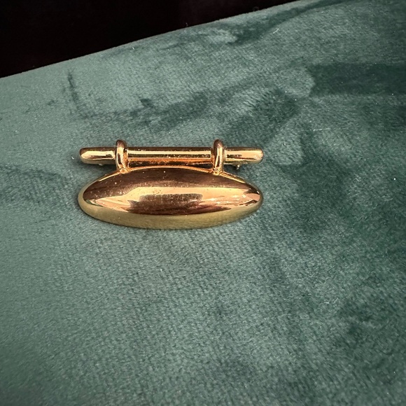 Monet | Jewelry | Vintage Monet Jewelry Gold Plated Oval With Bar ...